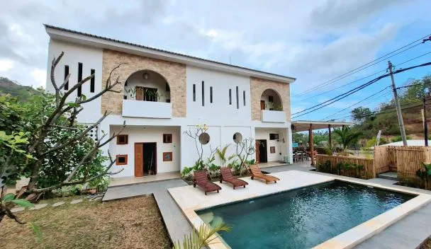 Snuggy Hostel Kuta, Kuta Lombok (updated prices 2026)