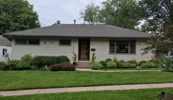 Fully Updated 3-Bedroom Ranch with Stylish Interiors, Full Furnishings ...