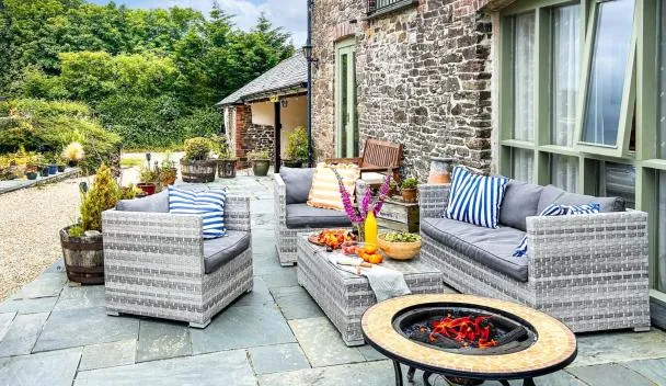 3 Bed in Shebbear 89311, Shebbear (updated prices 2026)