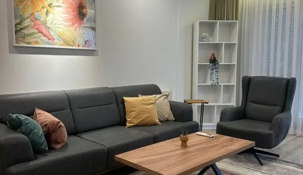 Aparte - Emshir, Pristina (precios actualizados en 2026)