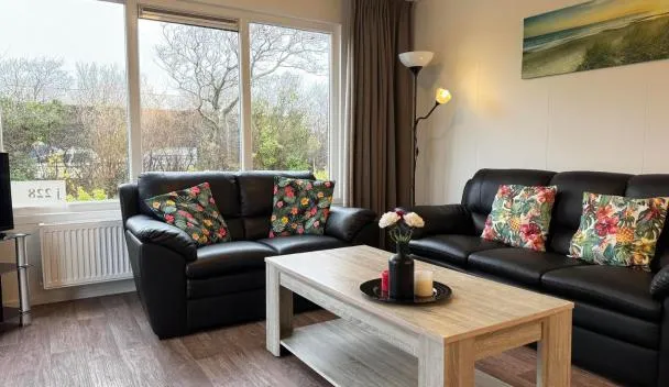 Chalet 228, Petten (updated prices 2026)