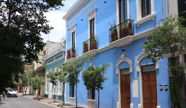 Calle y Número, López Cotilla, Guadalajara (updated prices 2026)