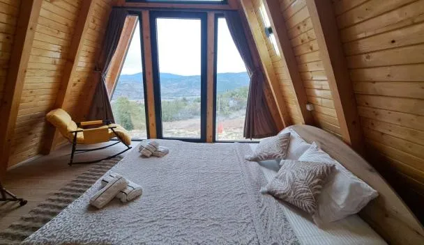 The Peak Nest, Petrovec (precios actualizados en 2026)