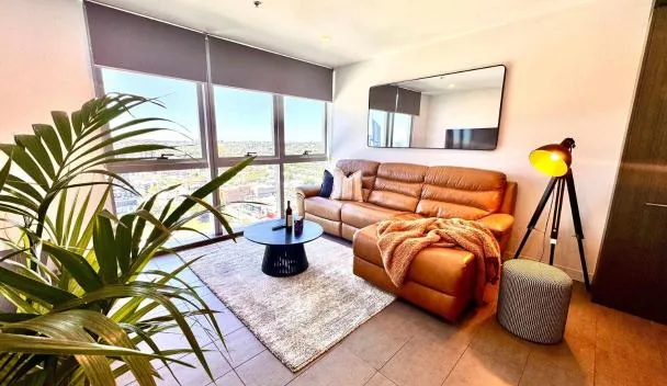 Sky-High Luxury Over The Gabba City Views Pool, Brisbane (aktualisierte ...