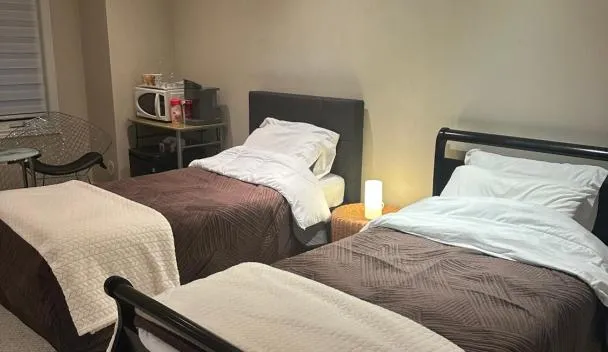 Toronto downtown Woodbine beaches private cozy room, Toronto (preços ...