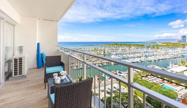 Fully Remodeled Ilikai with Ocean & Marina Views, Honolulu (updated ...