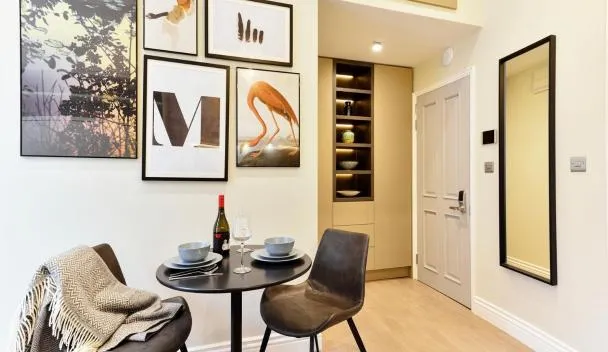 Solo trip - excellent location 5 min to tube, London (updated prices 2026)