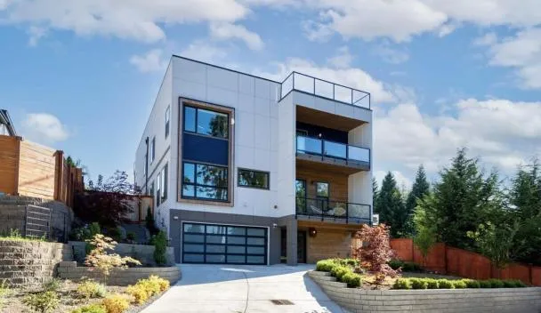 Modern Fortress w 4 Decks AC in all rooms Gym, Renton (aktualizované ...