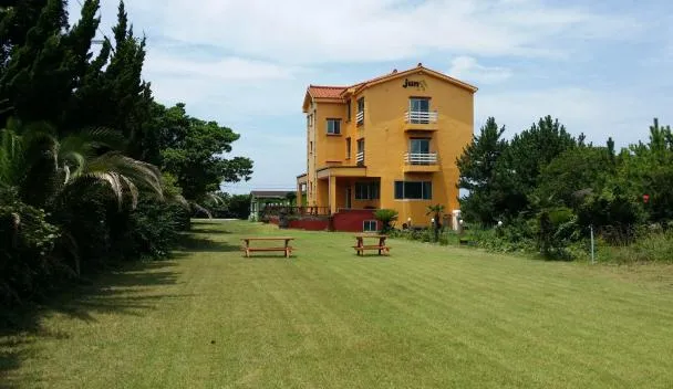 Jun House, Jeju (updated prices 2026)