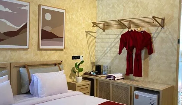 HeHa Ocean Glamping dan Cabin, Ngundel (updated prices 2026)