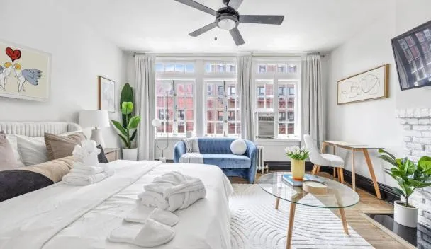 The West Village Penthouse Huge Windows Desk Skylights Cobblestone ...