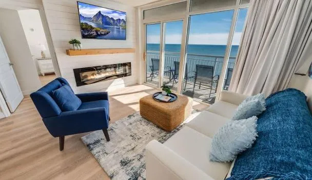 Newly Remodeled, Baywatch, Ocean Front, 19th Floor, Myrtle Beach ...