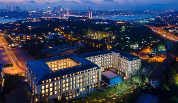 Altunizade Suites Istanbul, Curio Collection By Hilton, Istanbul ...