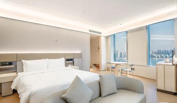 JI Hotel Wuhan Hanjiang Road Pedestrian Street River View, Wuhan ...