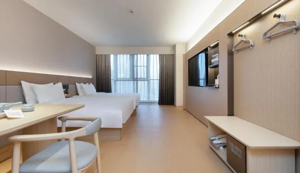 JI Hotel Wuhan Wuchang River Beach Xujiapeng Subway Station, Wuhan ...