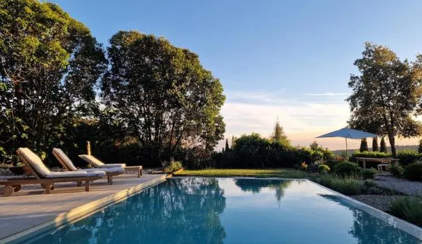 Beautiful Country House, Infinity Pool, Sea Views, Рипарбелла ...