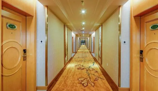 Vienna Hotel Chengdu Wenjiang Zhujiang Plaza Guanghua Park Metro ...