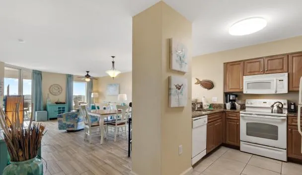 9013 - Type D Lake & Ocean View Corner, Myrtle Beach (aktualisierte ...