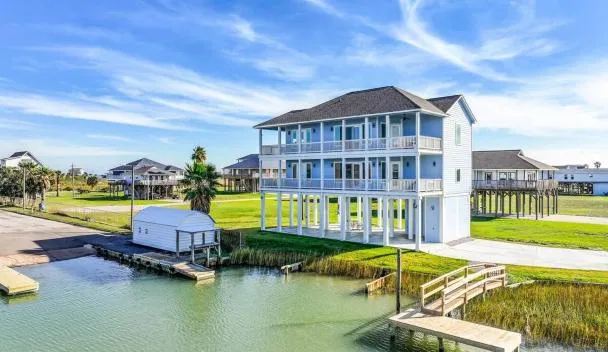 Treasure Island Beach Getaway-Ocean & Island Vibes, Freeport (prezzi ...