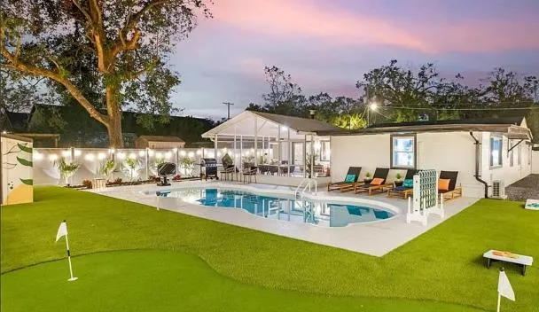 Tampa Retreat with Heated Pool & Mini Golf, Tampa (aktualisierte Preise ...
