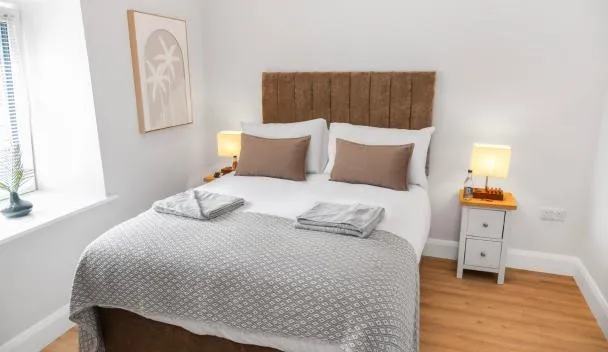 Gardiner House Accommodation - Room 11, Carrick on Shannon (updated ...