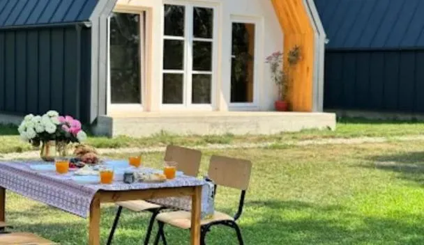 Căsuțele H - Cabana 2 A-Frame cu Ciubăr Cheile Doftanei, Lunca Mare ...