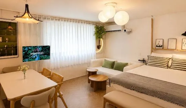 NEW OPEN Quiet Private Stay near Jamsil, COEX & Lotte Tower Hotel ...