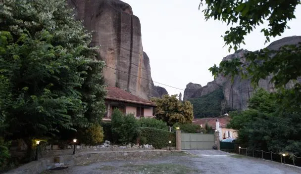 Theodorou Art House, Mesochórion (opdaterede priser for 2026)