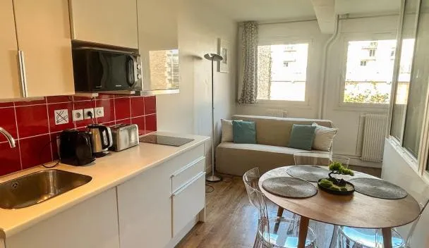 Cozy Studio - Eiffel Tower - La Motte-Picquet Metro, París (precios ...