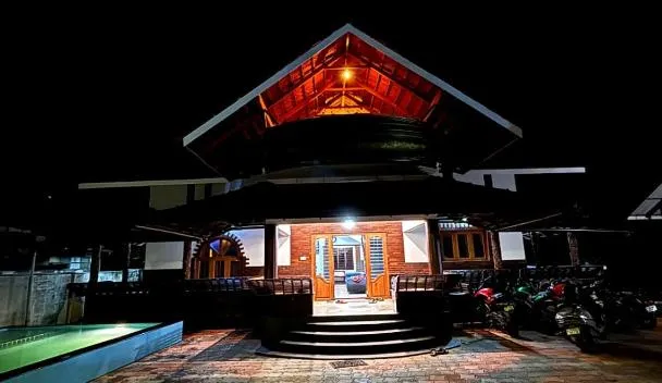 Ann's Rose Haven pool villa munnar by blueway hotels, Kallar Vattiyar ...