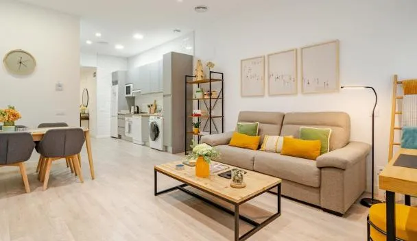 Disfruta de un rincón del Madrid castizo, Madrid (precios actualizados ...