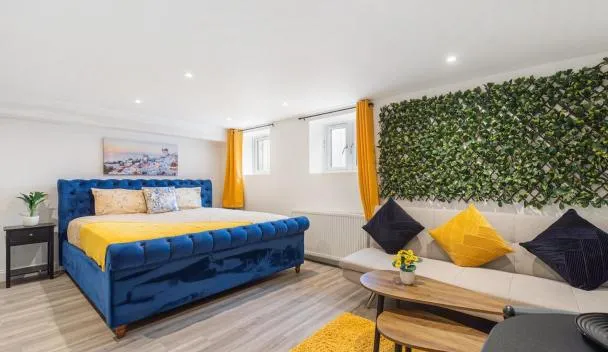 Flat 02 Modern Studio - Prime TV - Parking - Wi-Fi, Luton ...