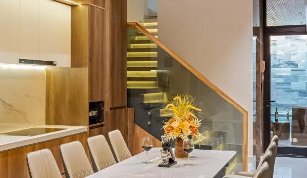 N to M PAMOMA VILLA-Pool-Elevator-Near MyKhe beach, דה נאנג (מחירים ...