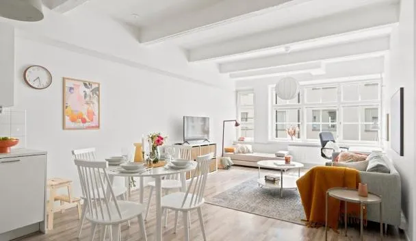 Factory Loft, Historic Building, Kamppi, Bright, Helsinki (precios ...