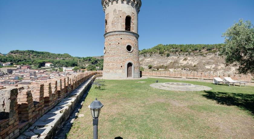 Castello Di Caccuri Suites in Caccuri, Calabria