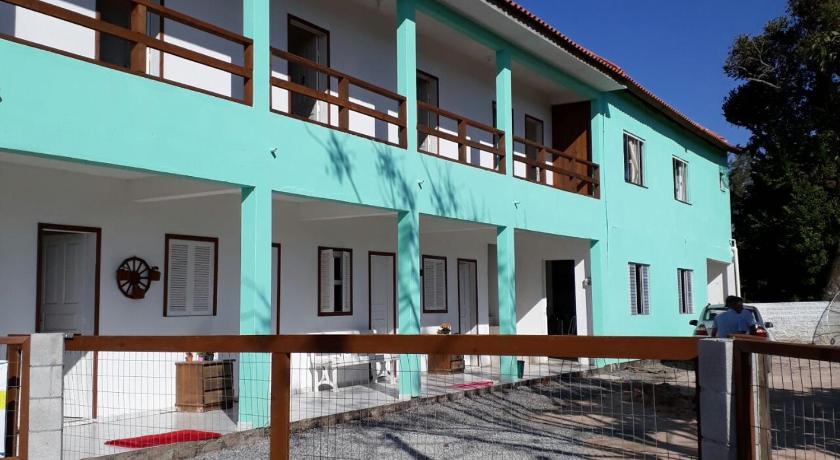 Pousada Aracatuba, Praia Do Rosa - 2021 Reviews, Pictures & Deals