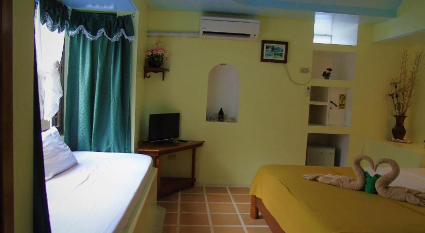 Phaidon Beach Resort Tingib, Antique Pandan