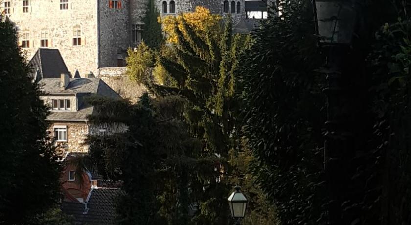 Gastehaus By George, Stolberg (Rijnland) - Boek een aanbieding op Agoda.com