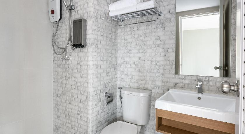 Travelier Hostel, Bangkok | 2022 Updated Prices, Deals