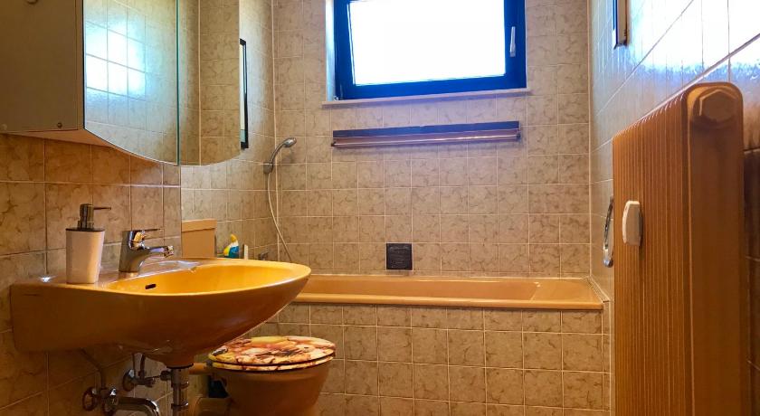 ProFair Private Apartments & Rooms near Messe - room agency, Hannover ...