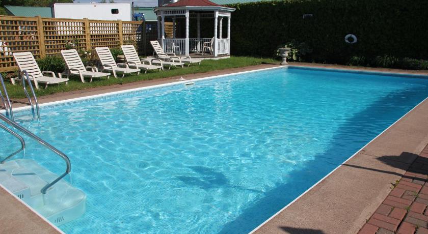 Best Price on Willow Bend Motel in Truro (NS) + Reviews!