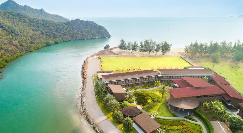 La Isla Pranburi Beach Resort, Prachuap Khiri Khan | 2023 Updated ...
