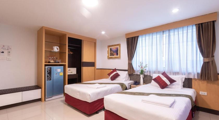 Best Price on Gusto Pratunam Hotel in Bangkok + Reviews!