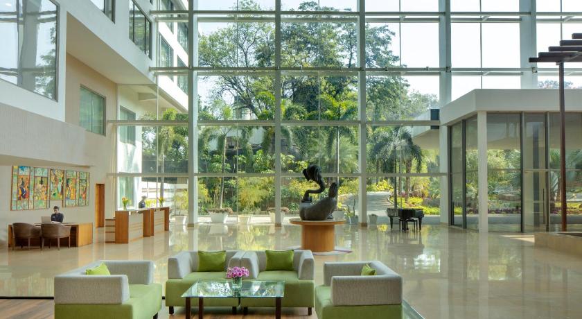 Radisson Blu Plaza Hotel Hyderabad Banjara Hills in Hyderabad - See ...