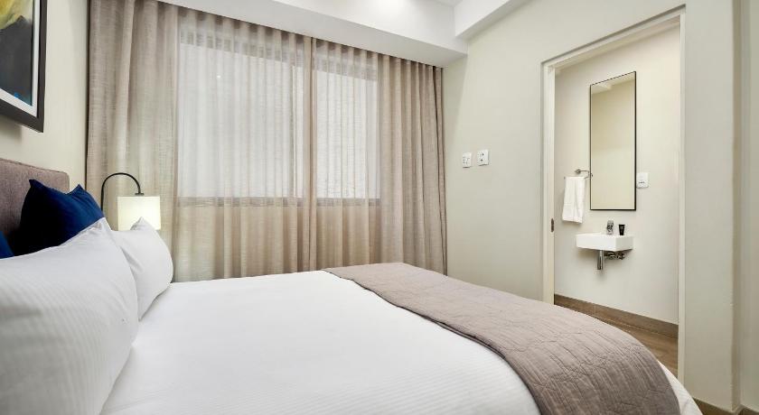 The Regency Apartment Hotel Menlyn | Pretoria 2020 UPDATED DEALS £37 ...