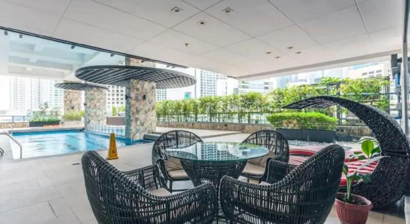 Eton Residences Makati by StayHome Asia Entire apartment (Manila ...