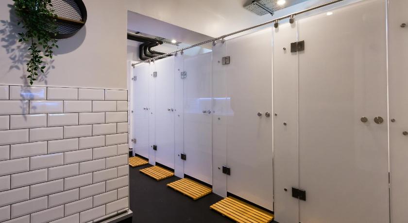 Code Pod Hostels - THE CoURT Hotel (Edinburgh) - Deals, Photos & Reviews