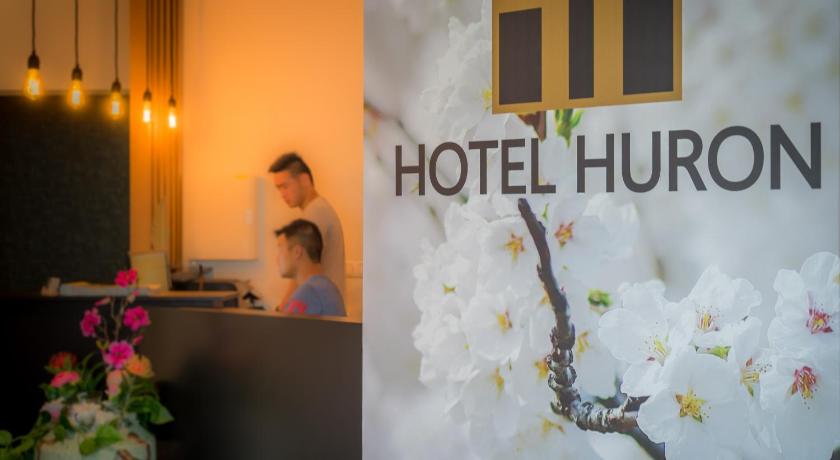 Hotel Huron, Mol - 2021 Reviews, Pictures & Deals
