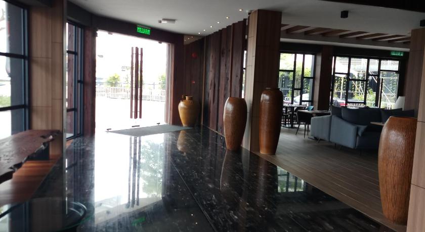 Roxy Hotel Padungan in Kuching - See 2023 Prices