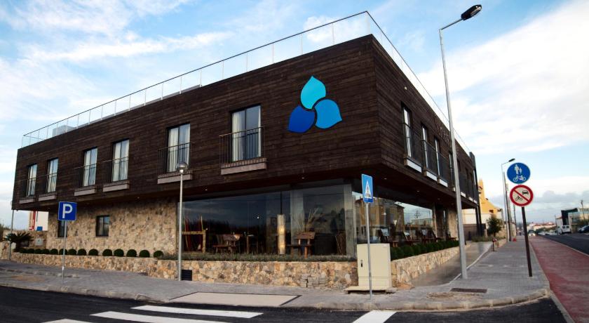Surfers Lodge Peniche in Baleal - See 2023 Prices